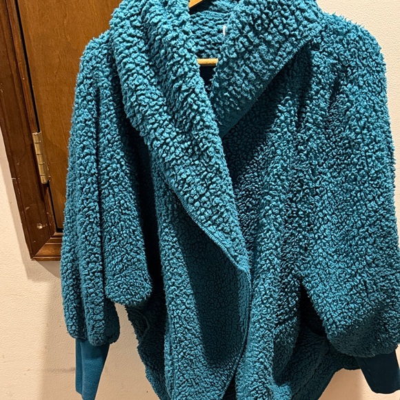 Katydid | Jackets & Coats | Katydid Teal Sherpa Jacket One Size Fits ...